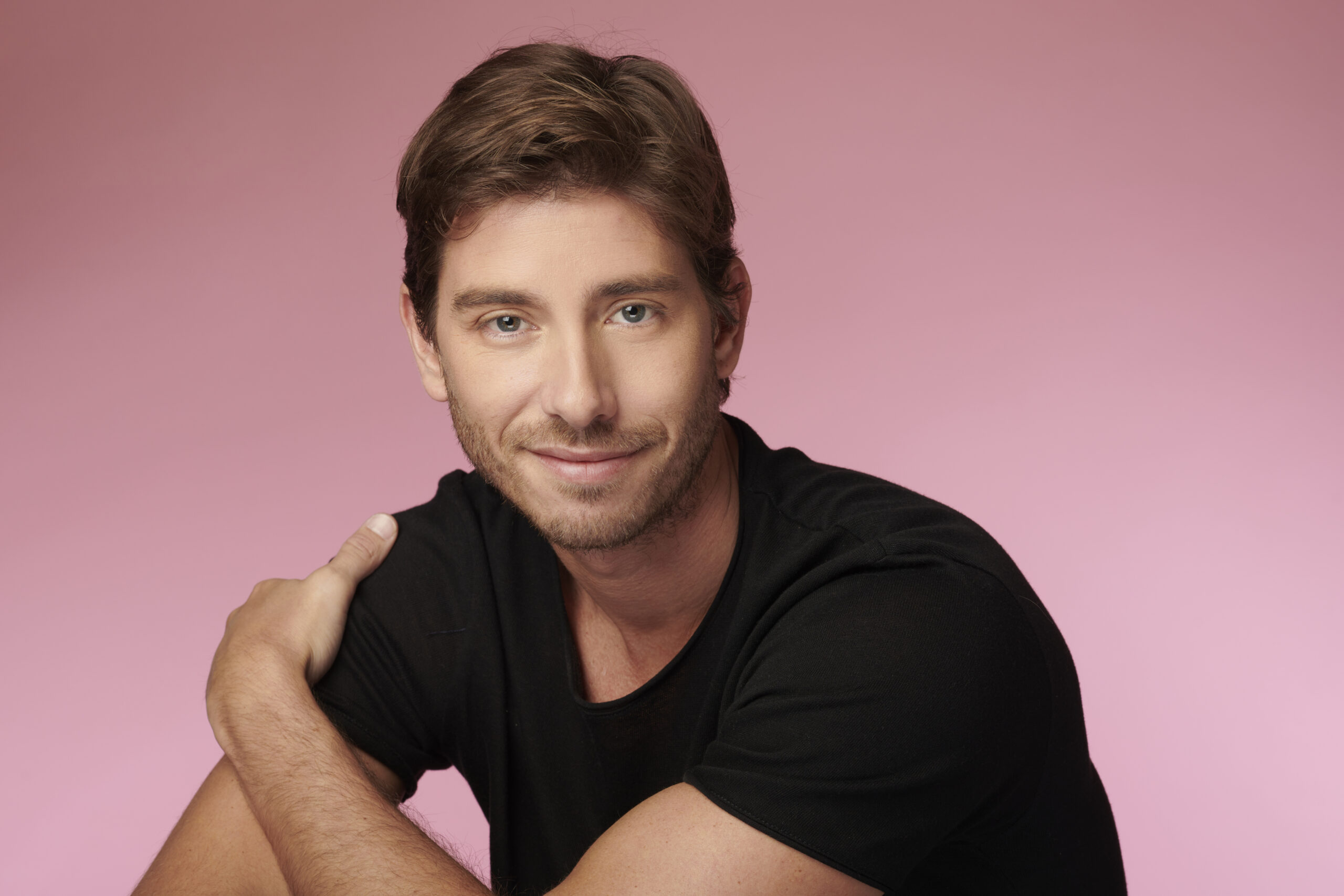 Após a temporada estrelada por Candela Vetrano, Victorio D'Alessandro é ...